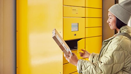 DHL EXPRESS | Express package abroad, online shipping calculation